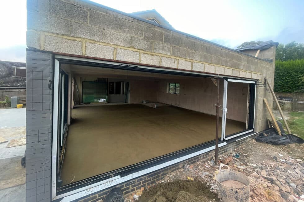 Expert floor screeding for home extensions - 01933 716018